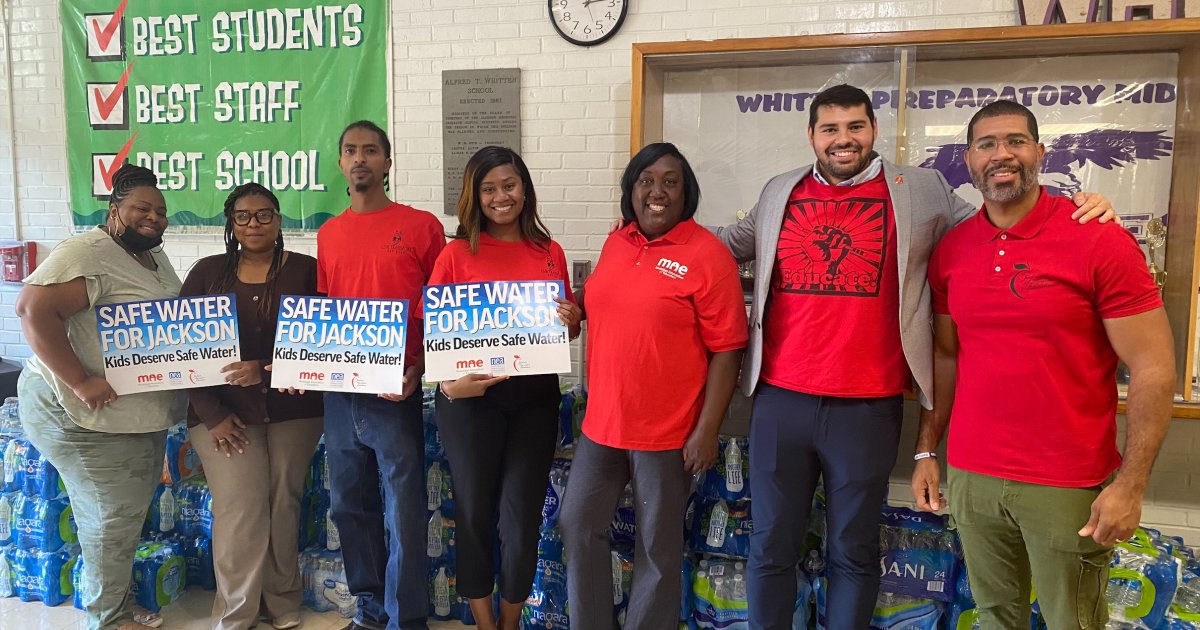 Houston group donates 200+ water cases to Whitten Middle School ...